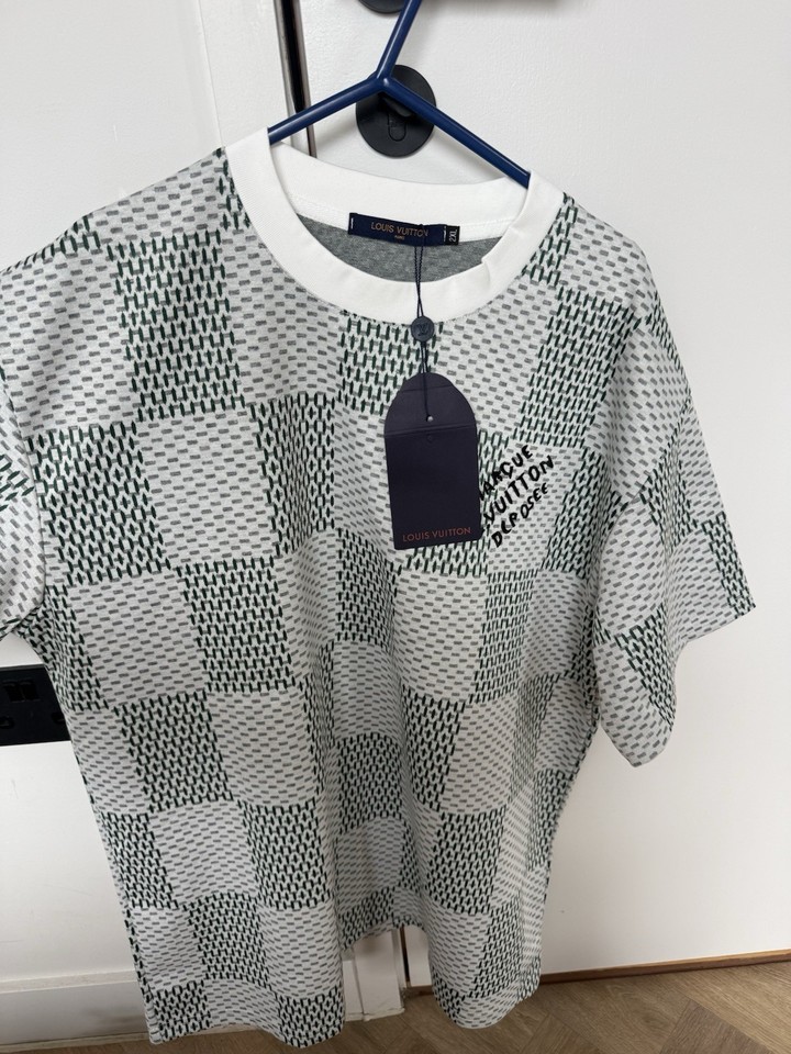 Louis Vuitton Men's Grey/Green Check Cotton Knit Logo T-Shirt Crew Neck ...