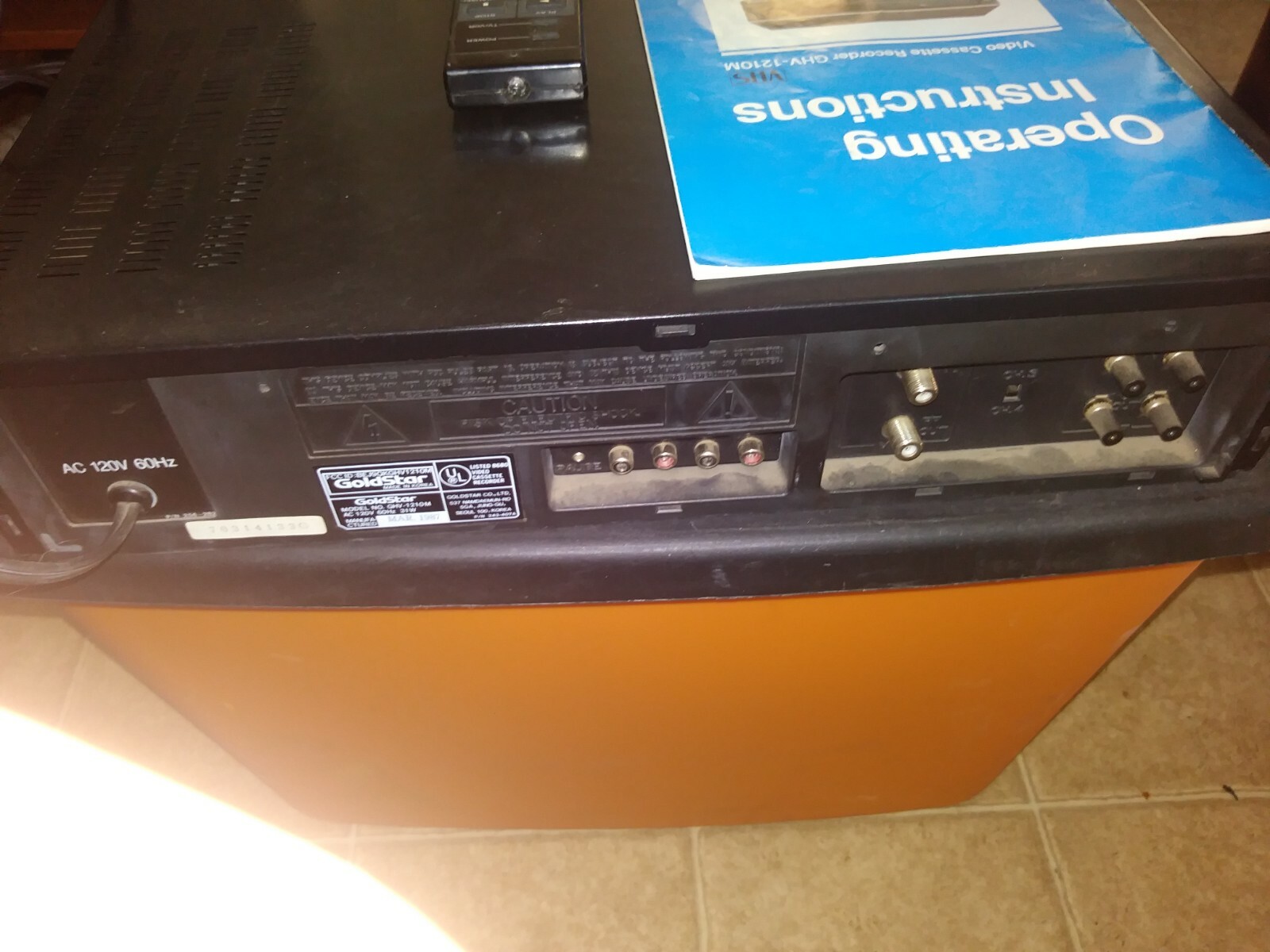 Goldstar GHV-1210M VCR VHS Player, Made in Korea, Very Rare, w/ Remote ...