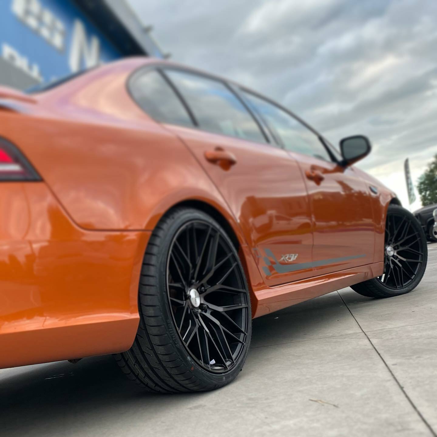 20" INOVIT BLITZ Wheels in Black Dark Tint Finish Size 20x8.5 20x10 PCD ...