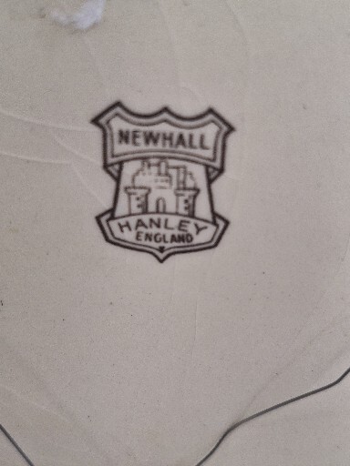 MINIATURE NEWHALL HANLEY PORCELAIN WALL PICTURE DISPLAY 14cmx15.5cm ...