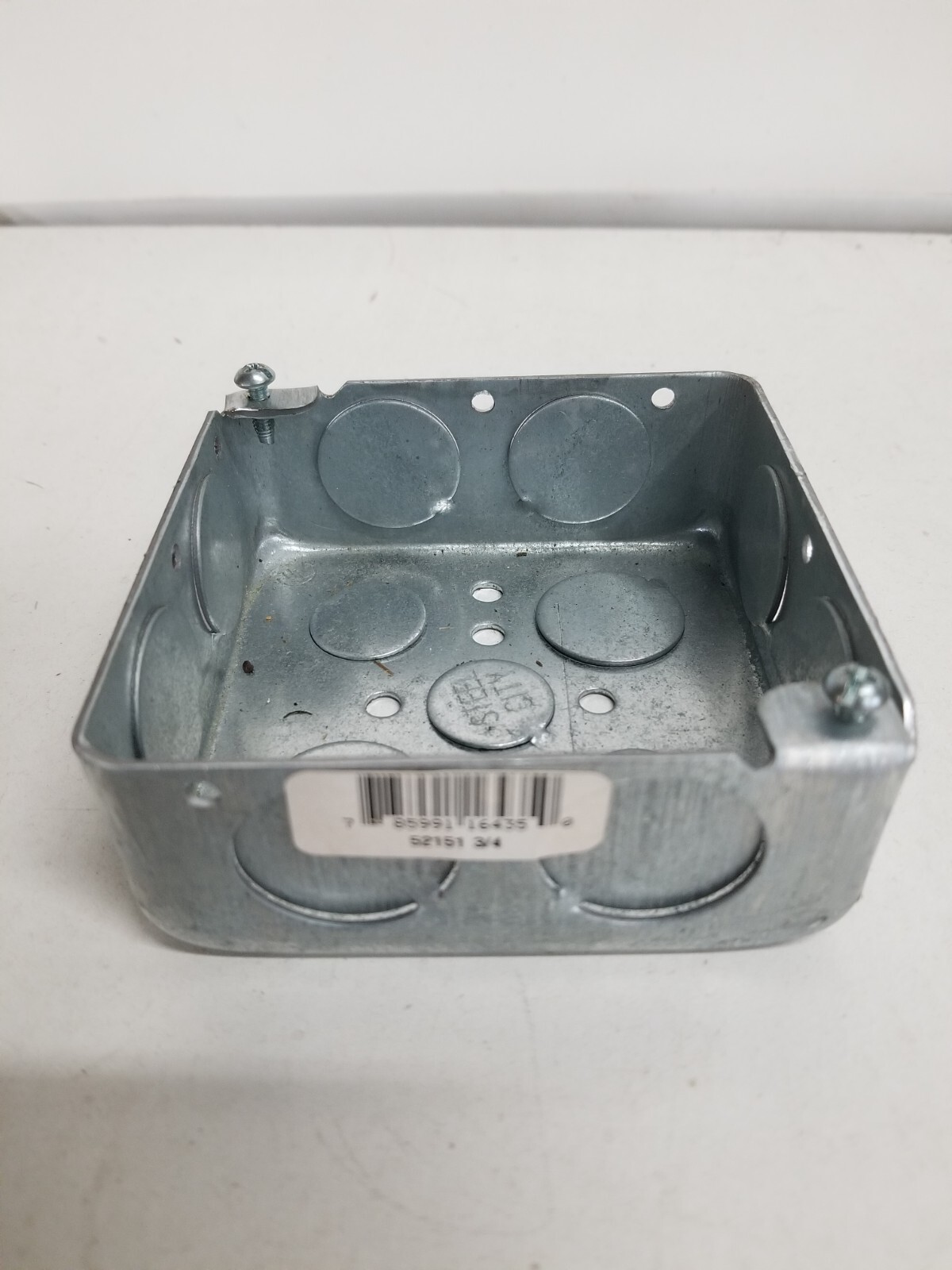 Thomas & Betts 52151 3/4 4" Square Box 1-1/2" Deep 3/4" KO Box of 50 | eBay