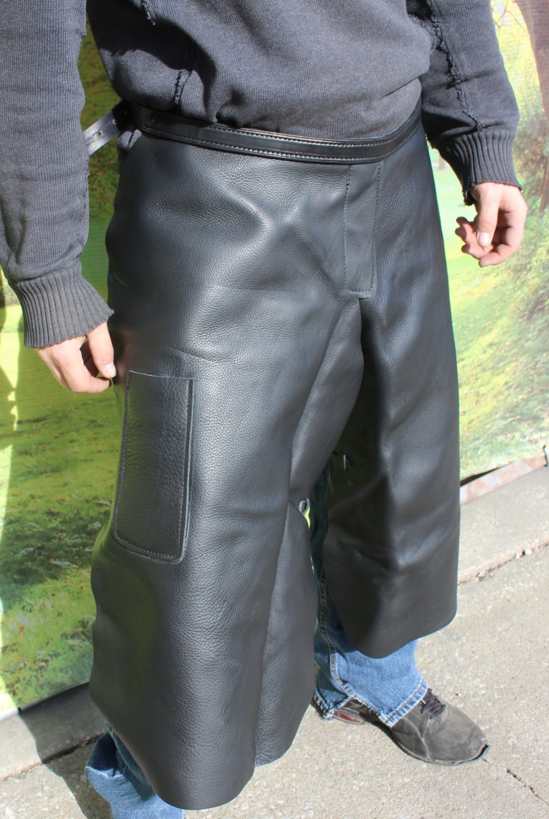 The very finest Amish USA made premium leather shoeing chaps BLACK | eBay