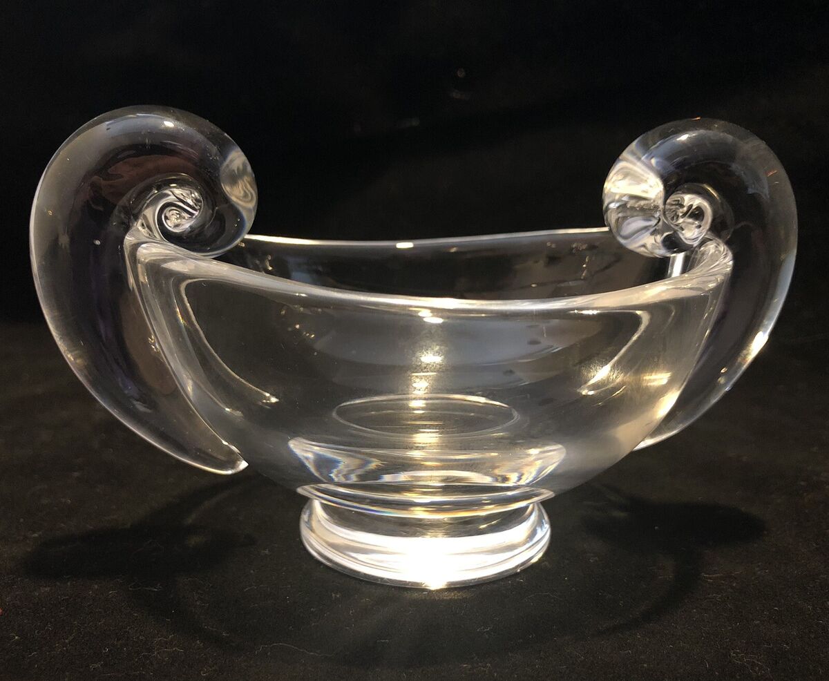 VTG STEUBEN Crystal Snail Scroll Design Creamer #7942 VTG STEUBEN Crystal Snail Scroll Design Creamer #7942