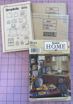 Simplicity 8693 KITCHEN ACCESSORIES Apron Place Mats Oven Mitt Curtains ...