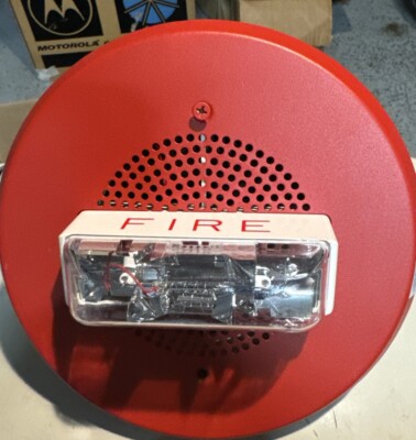 Eaton E90-24MCC-FR Ceiling Mount Wheelock Red Fire Alarm Speaker Strobe ...