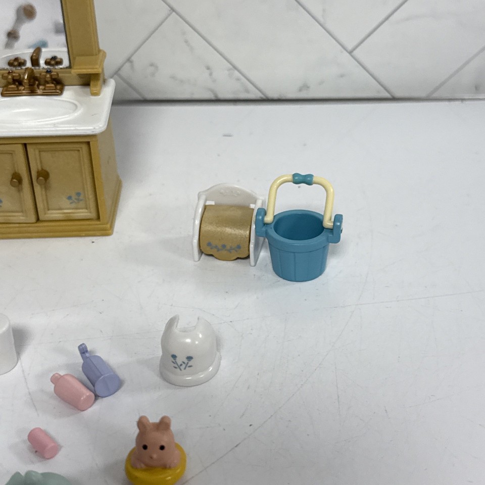 Sylvanian families Calico Critters Bathroom Set With Accessories | eBay