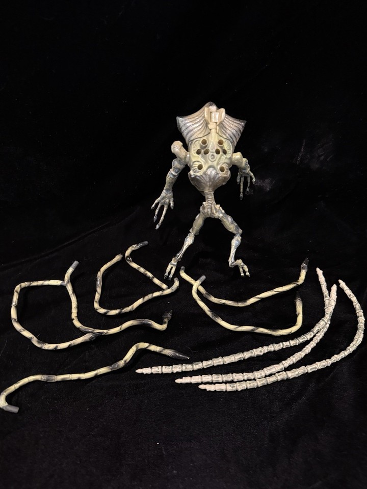 Independence Day ID4 Alien Supreme Commander 1996 Trendmasters Figure 7 ...