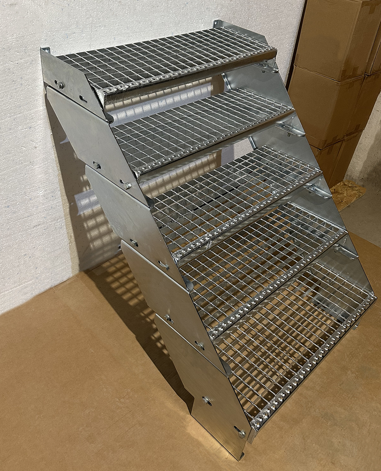 Metal staircase adjustable height and steps - galvanised and ...