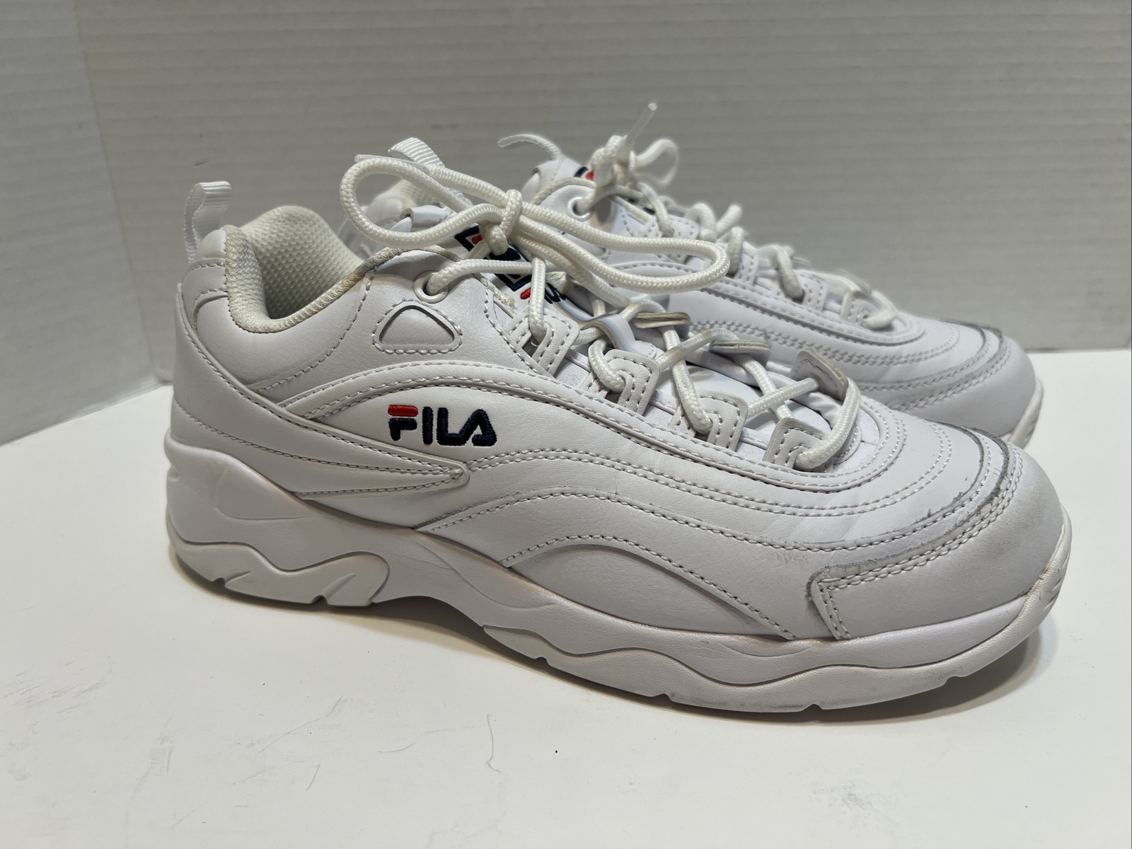 Fila Womens Disarray 5CM00783-125 White Casual Shoes Sneakers Size 8 | eBay