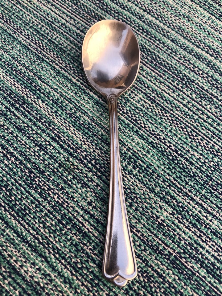 1 Rare CORBY HALL 18/10 ROUND SOUP SPOON - Scallop Tip 6.5” | eBay
