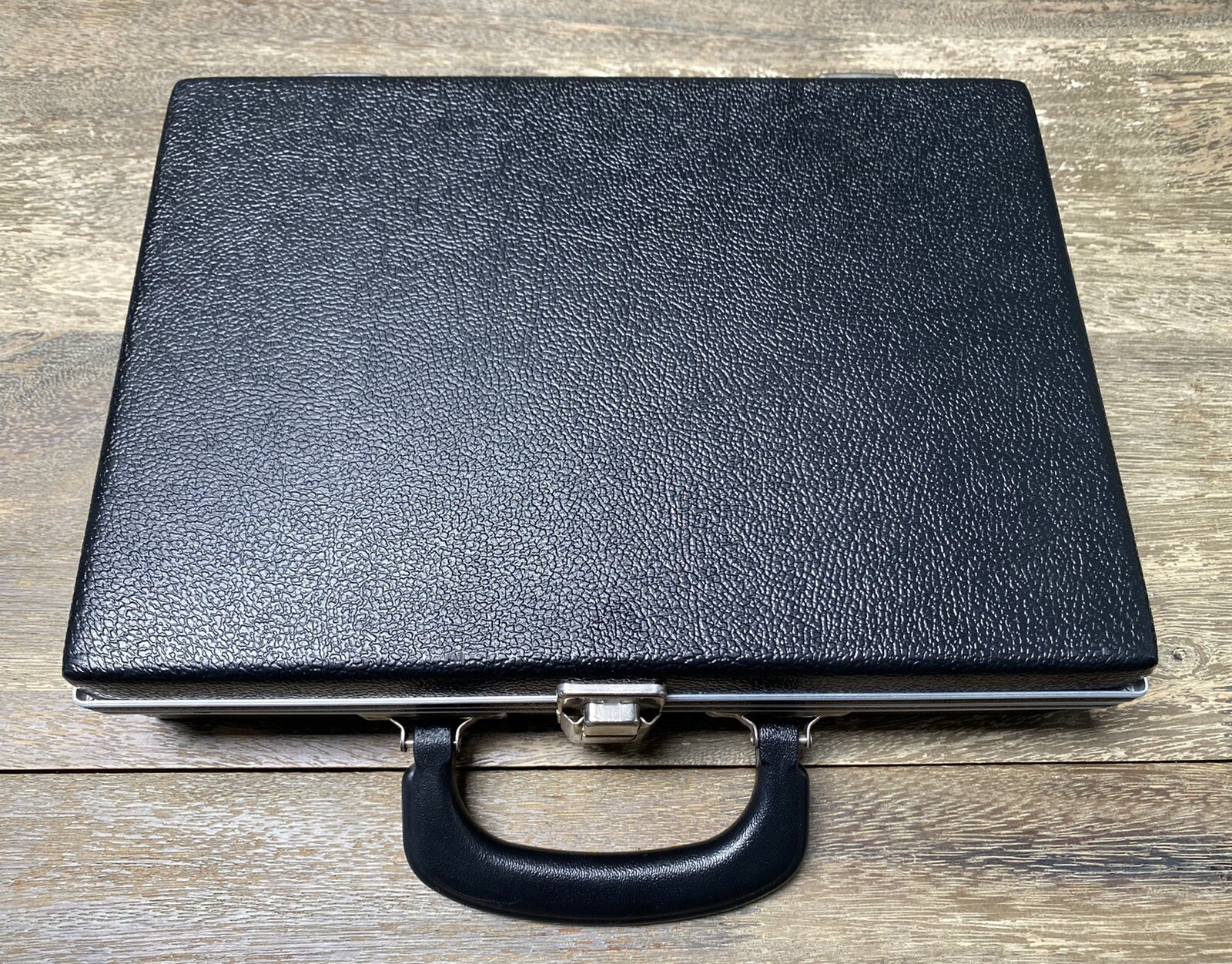 UVP Model UVX Portable Digital Radiometer W/ UVX-25 Wired Sensor ...