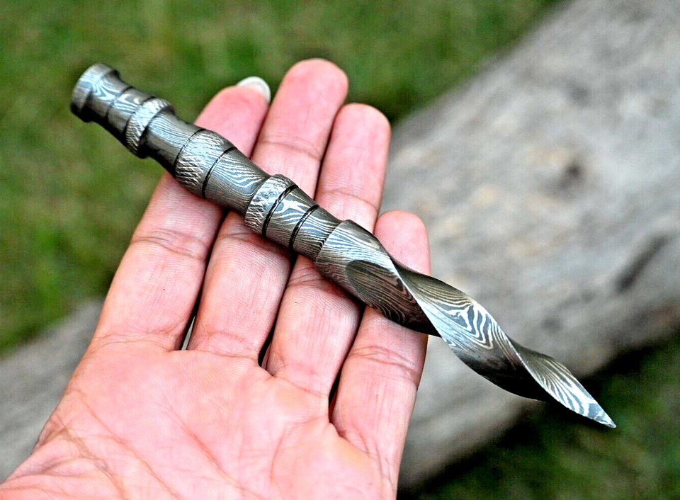 CUSTOM MADE HAND FORGED DAMASCUS STEEL KRIS BLADE TRI DAGGER KNIFE W ...
