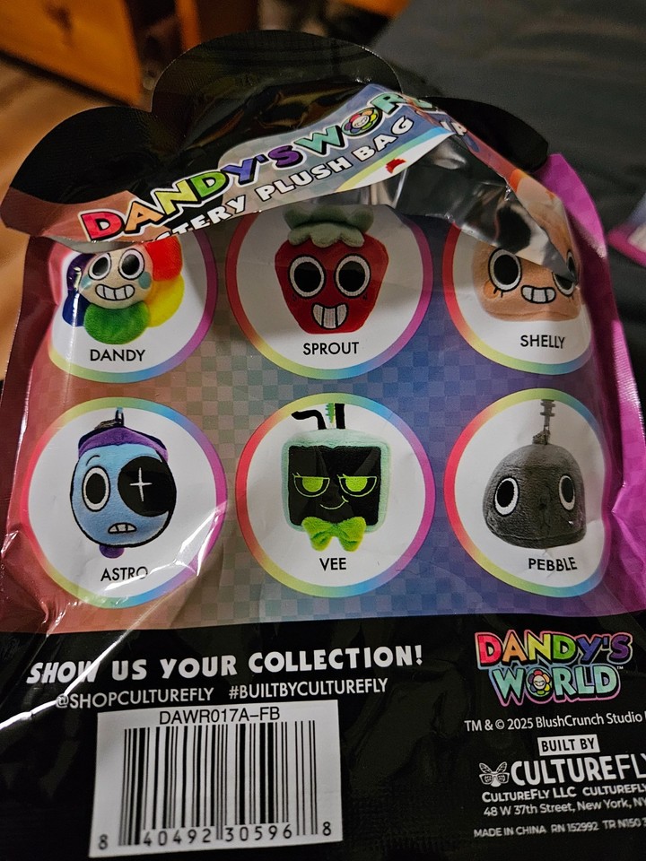 Dandy's World Officially Licensed Mystery Plush Bag Clip - Dandy | eBay