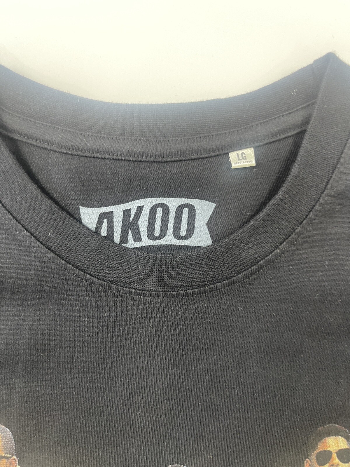Men’s 100% Authentic Akoo T-shirt Size Large | eBay