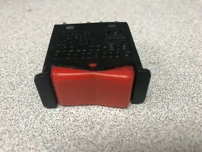 1986-91 MERCEDES-BENZ W126 HAZARD WARNING SWITCH OEM 0008209010 | eBay