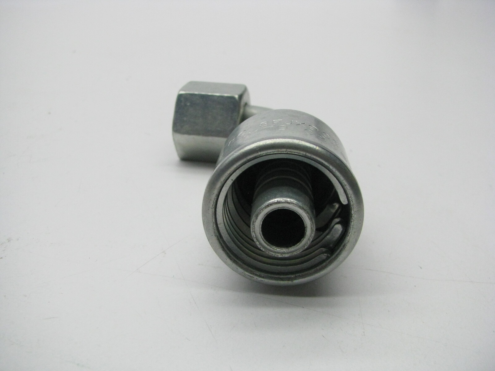 Gates+G251790808+8+Gallon+-+8fjx90s+Hydraulic+Hose+Fitting for sale ...