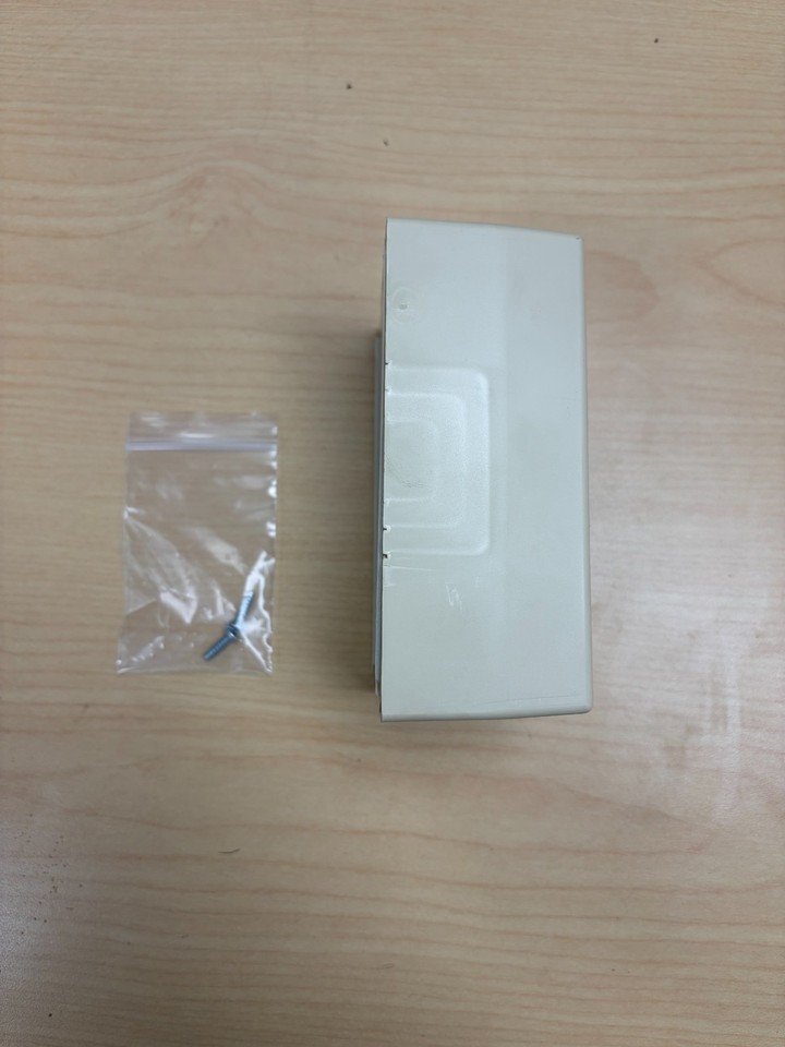 Hellermann Tyton TSRI-JB2 single gang, Junction Box, (PACK OF 4 BOXES ...