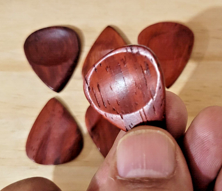 6 pcs Handmade PADAUK Wood Guitar Pick Plectrum for Guitar Christmas ...