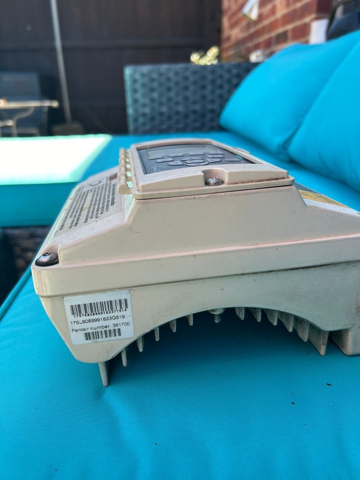 Pentair IntelliFlo 2 VS Drive And Control Panel. MODEL353600. FOR PARTS ...