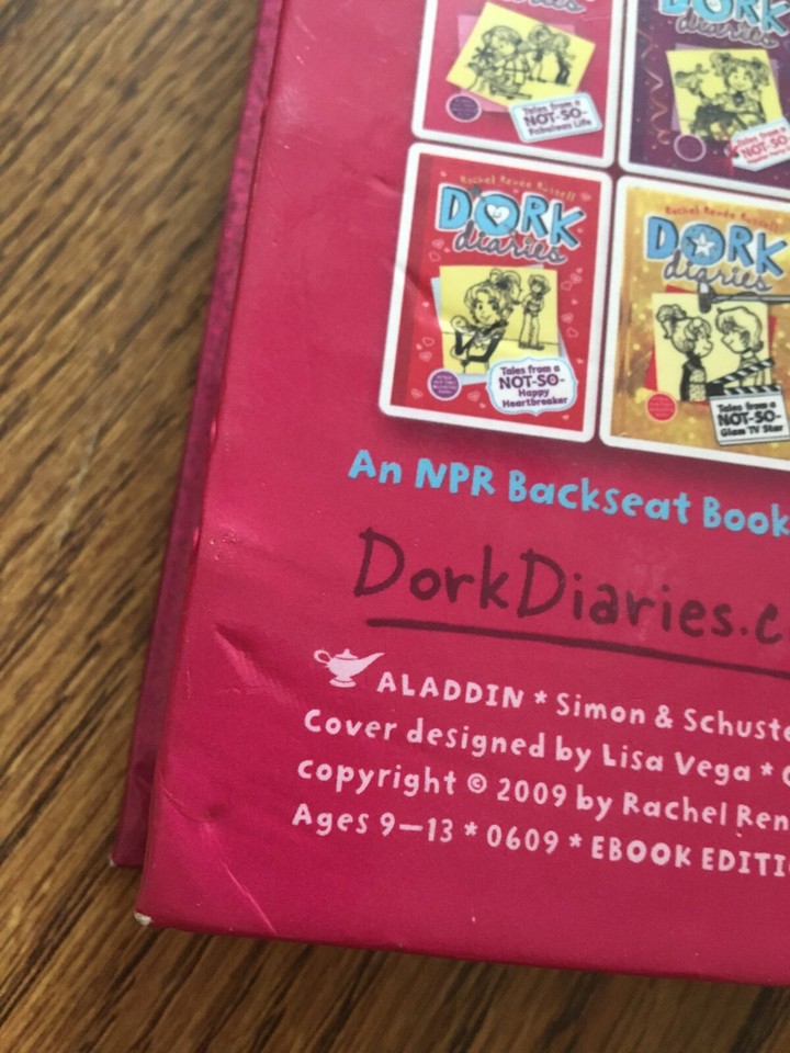 Dork Diaries: Tales from a Not-So-Fabulous Life: Rachel Renee Russell ...