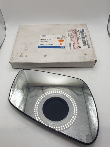 Ford Focus Mk2 Genuine Right Hand Wing Mirror Glass 1363672 New OEM ...