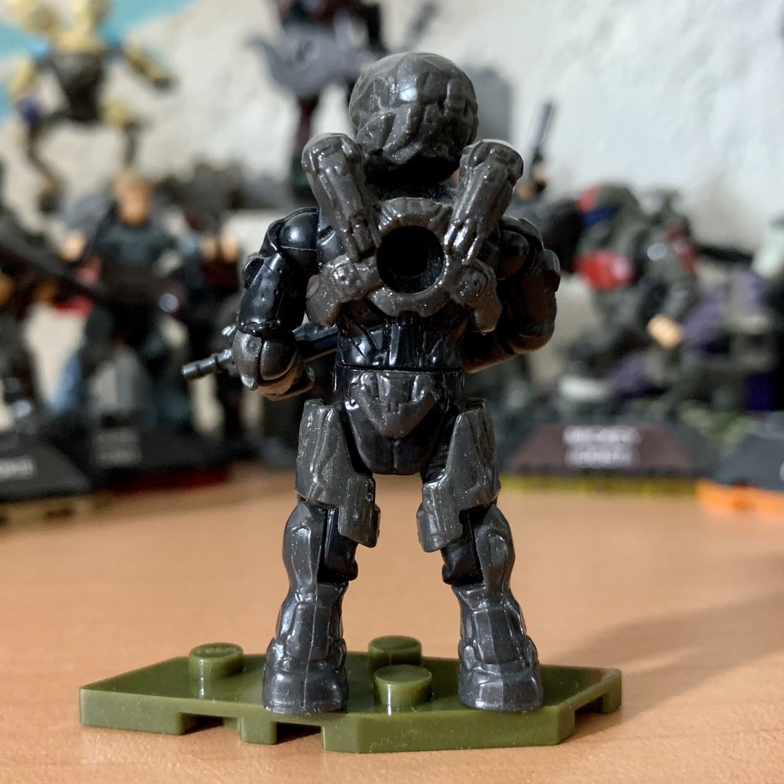 HALO MEGA CONSTRUX SPARTAN LOCKE FROM VULTURE GUNSHIP *FIGURE ONLY ...