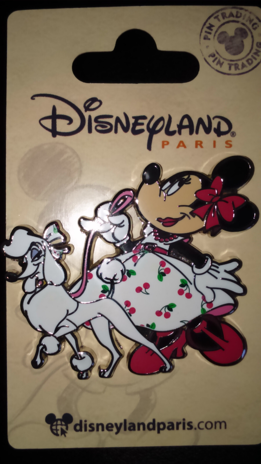 PINS DISNEY DISNEYLAND PARIS : MINNIE MOUSE WALKS HER DOG | eBay