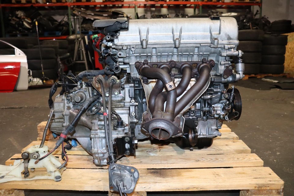 2000-2005 Toyota Celica GT-S 2ZZ 1.8L VVTL-i Engine and 6speed ...