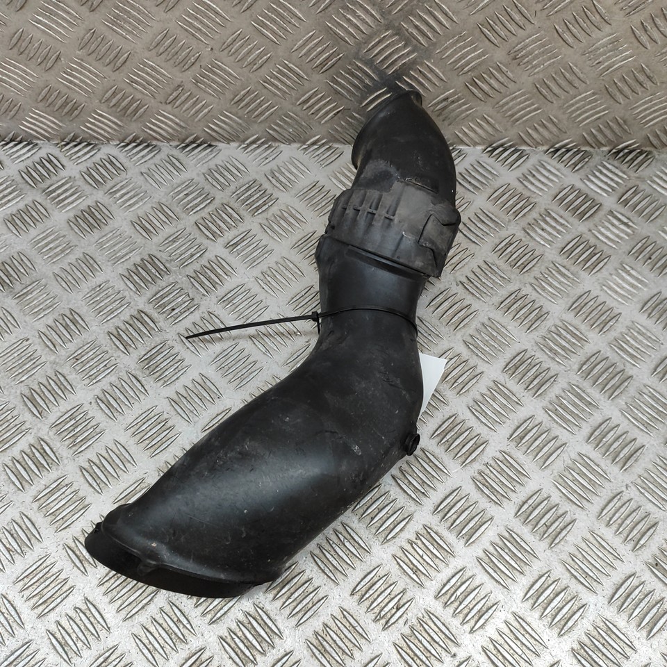 VOLKSWAGEN TOUAREG 7P Air Intake Pipe 7P6129609B 3.0 Diesel 193kw 2017 ...