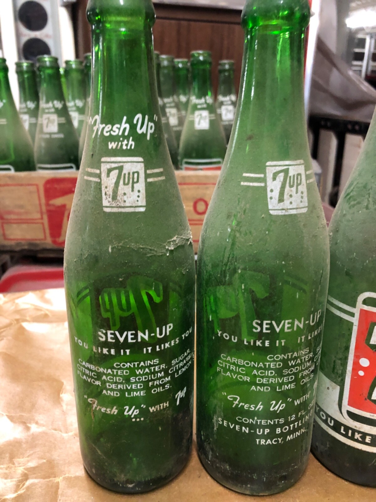 12 oz Bottle 7Up Green Glass. You Like It - It Likes You, Fresh Up With ...