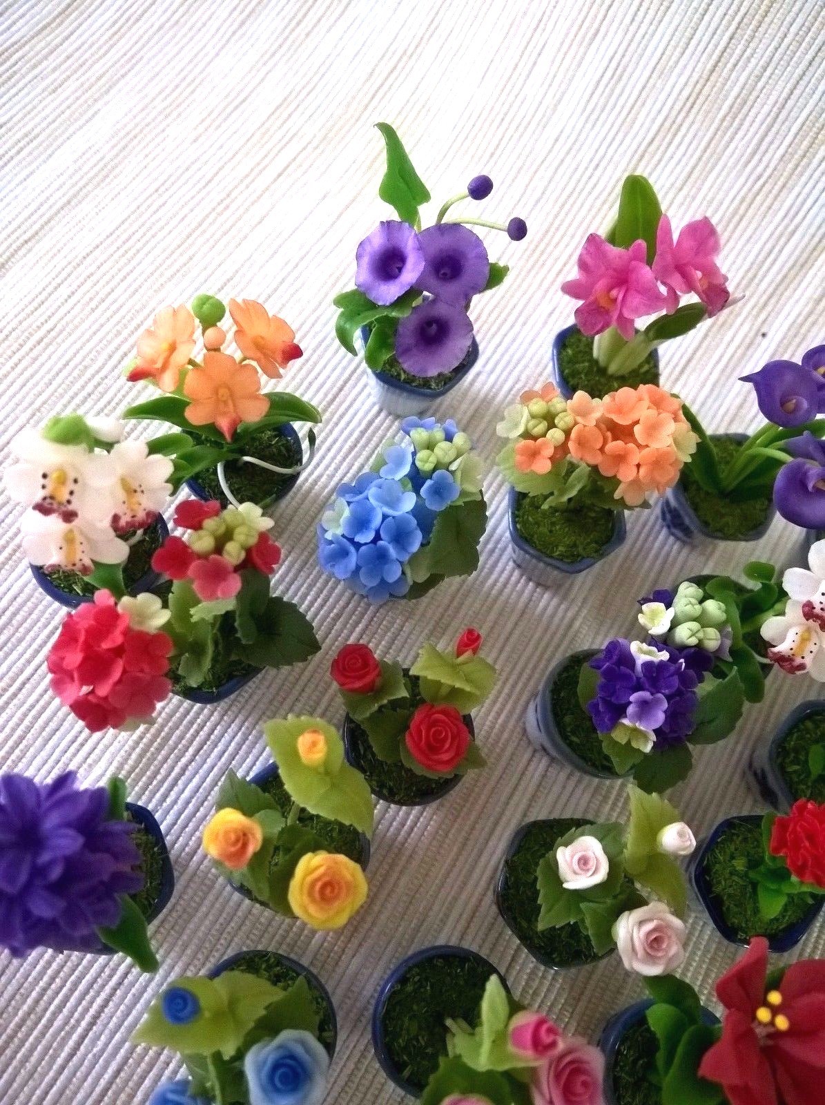 30 Mini Clay Flower Mixed Plant Pot Ceramic Dollhouse Miniatures ...