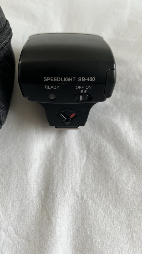 Nikon Speedlight SB-400 | eBay