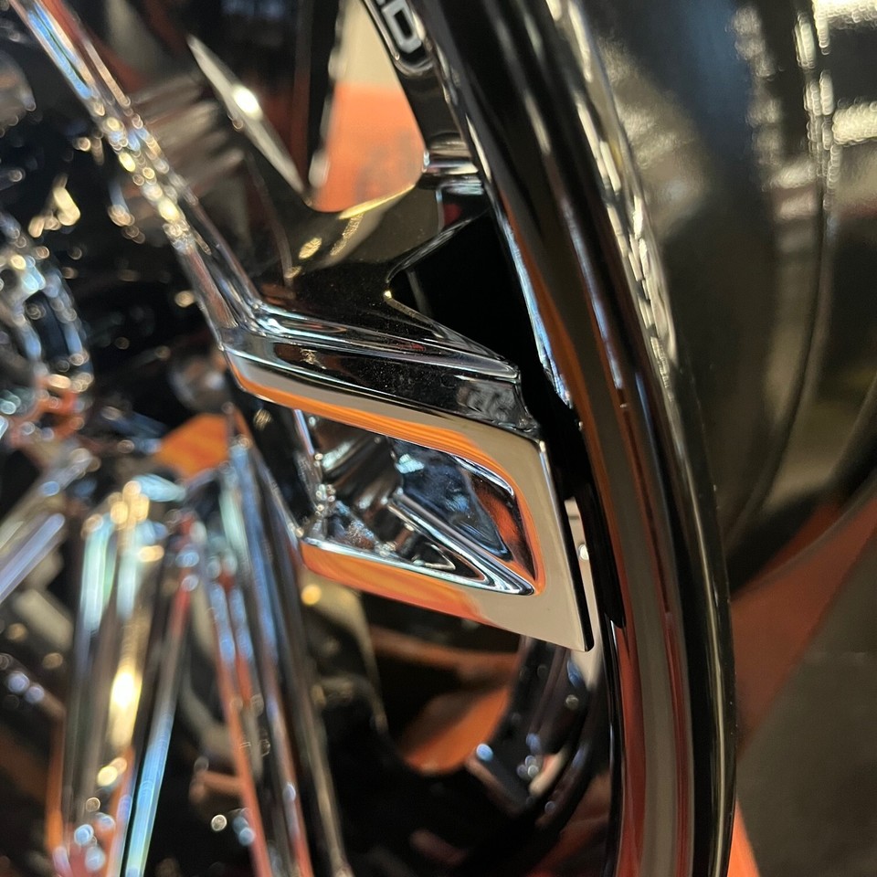 4 New Fuel FC401 Brawl 20" Chrome Gloss Black 20x10 8x170 Wheels Rims ...