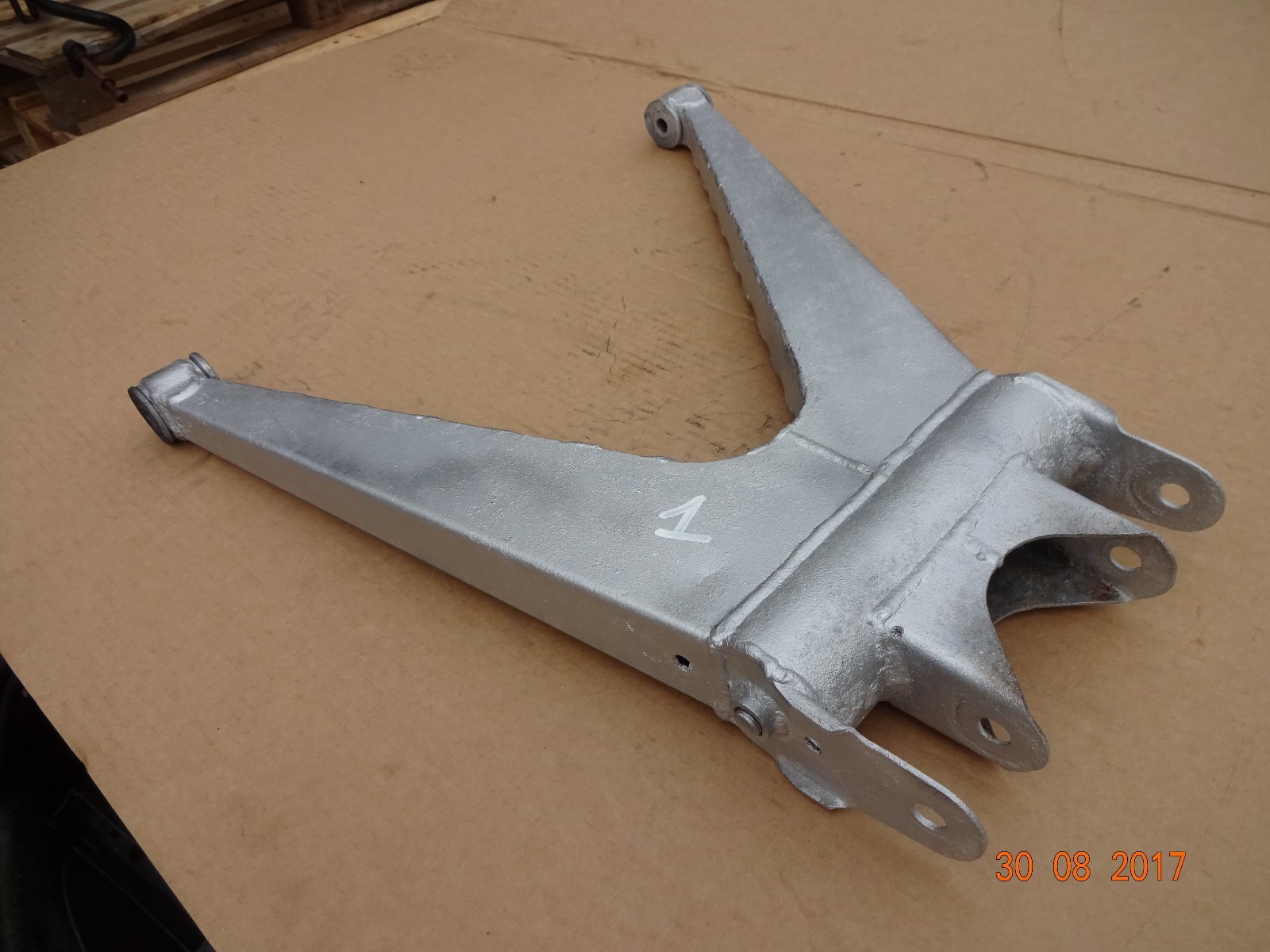 LOTUS EXCEL REAR LOWER WISHBONE LOTUS EXCEL REAR WISHBONE No1 | eBay