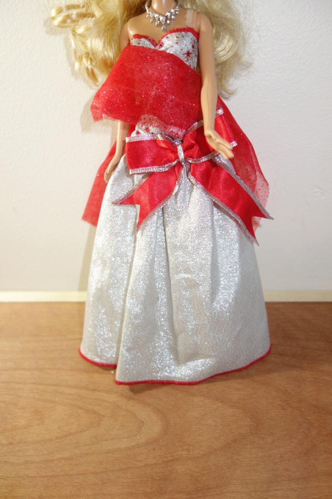 Barbie Holiday Sparkle Christmas Doll Red Silver Dress Blonde Mattel | eBay