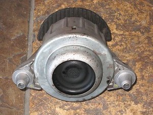2014 2015 2016 MERCEDES E550 FRONT LEFT ENGINE MOTOR MOUNT, 2122405917 ...