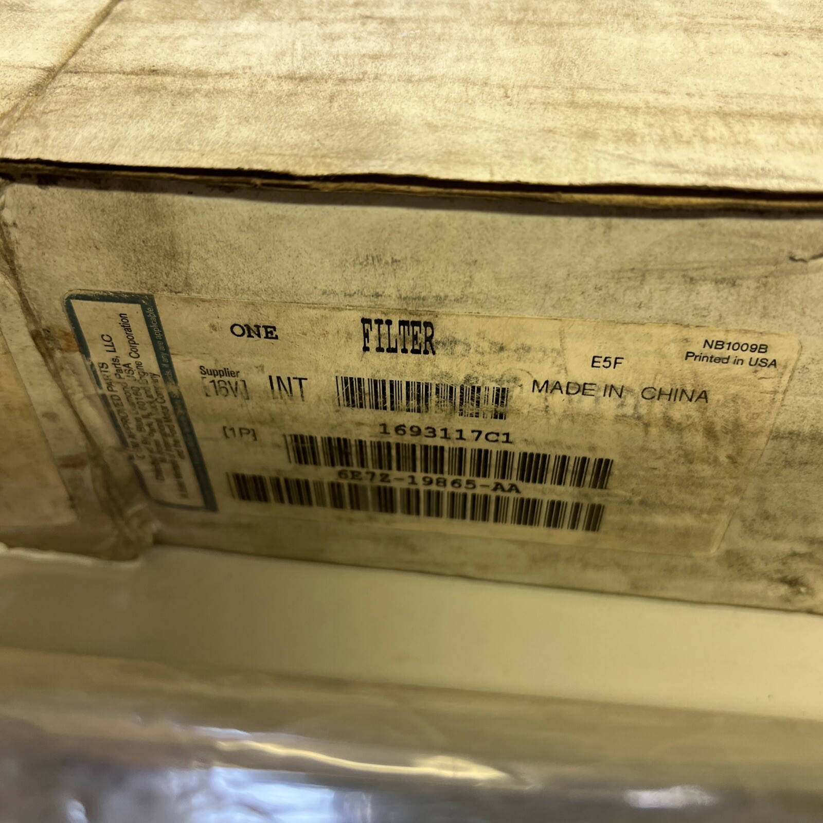 Genuine OEM International Navistar AC Drier Accumulator 1693117C1 for ...