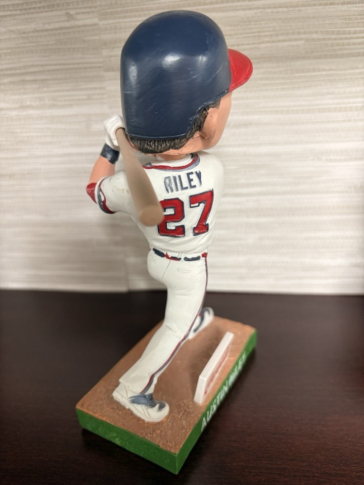 Atlanta Braves AUSTIN RILEY Bobblehead Collectible Figure | eBay