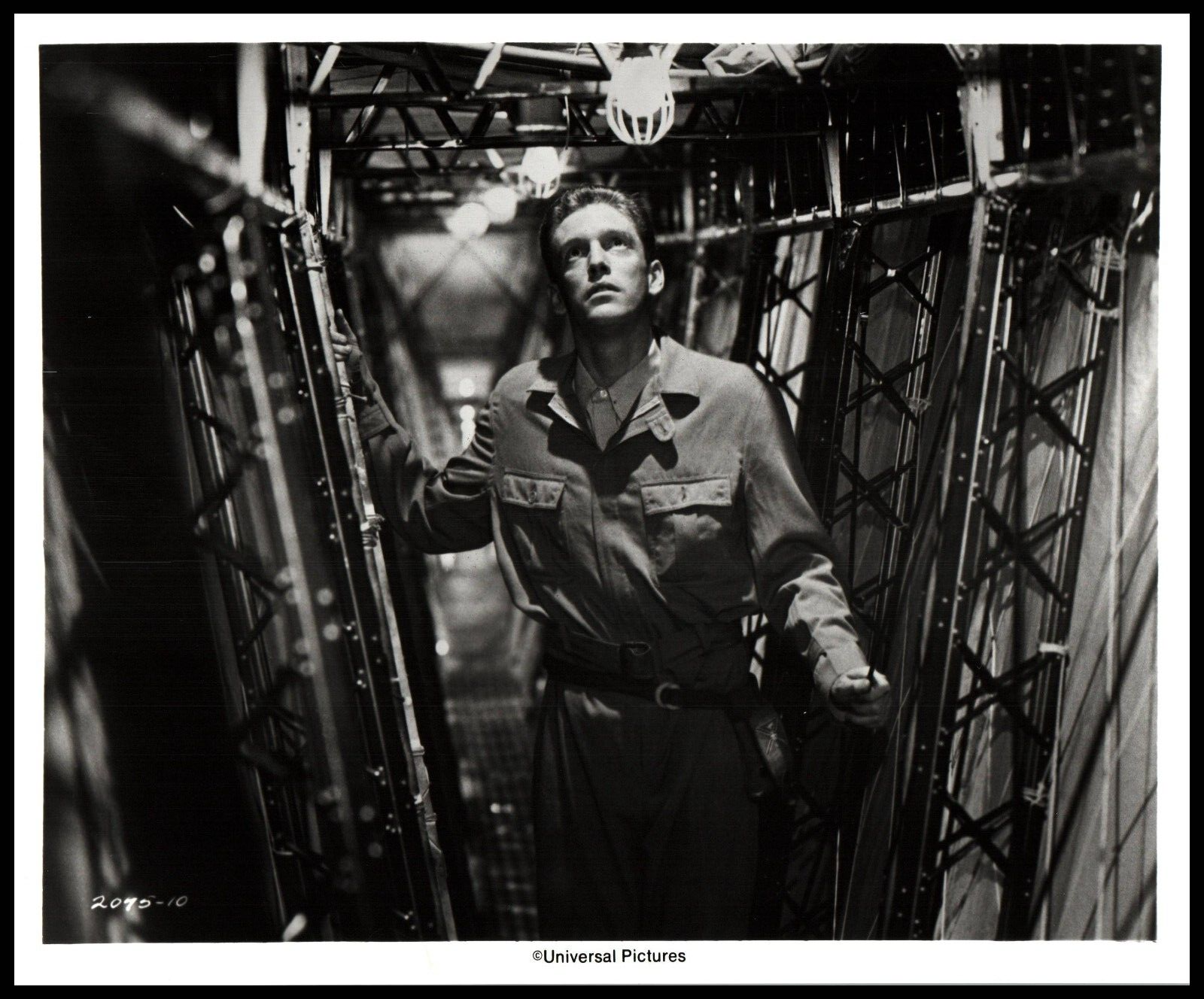 Anne Bancroft + George C. Scott in The Hindenburg 1975 PORTRAIT ORIG ...