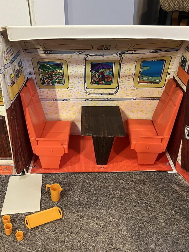 VINTAGE MATTEL BARBIE FRIEND SHIP 8639 UNITED AIRLINES 1970'S | eBay