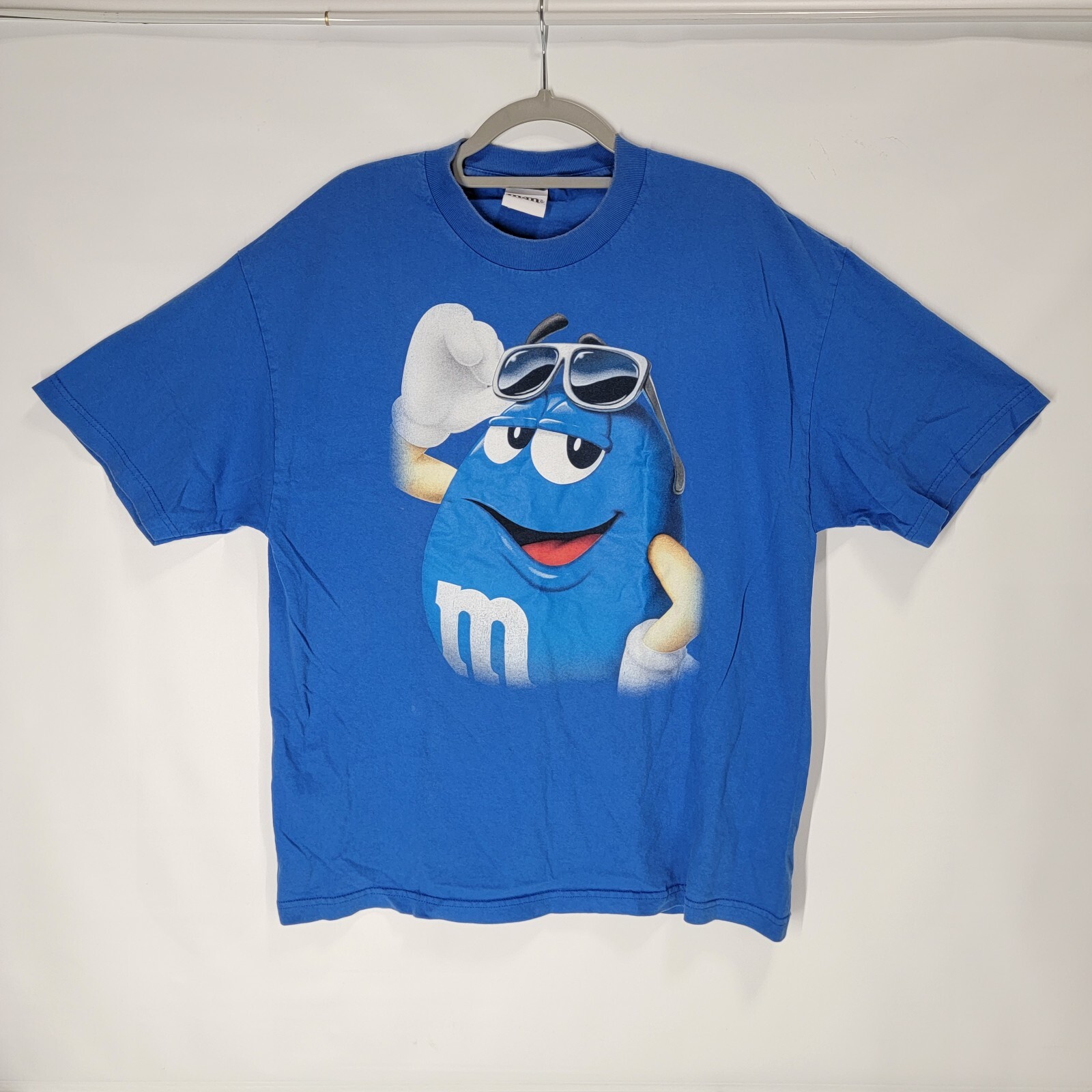 M&M'S CHOCOLATE CANDIES Blue Bug Print Graohic T-Shir… - Gem