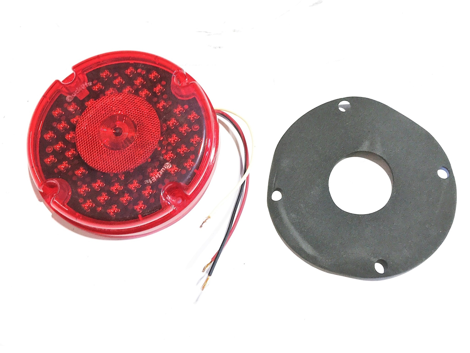 91272R Trucklite Model 91 7" 47 Diode LED Lamp Red Tail Stop Light for ...