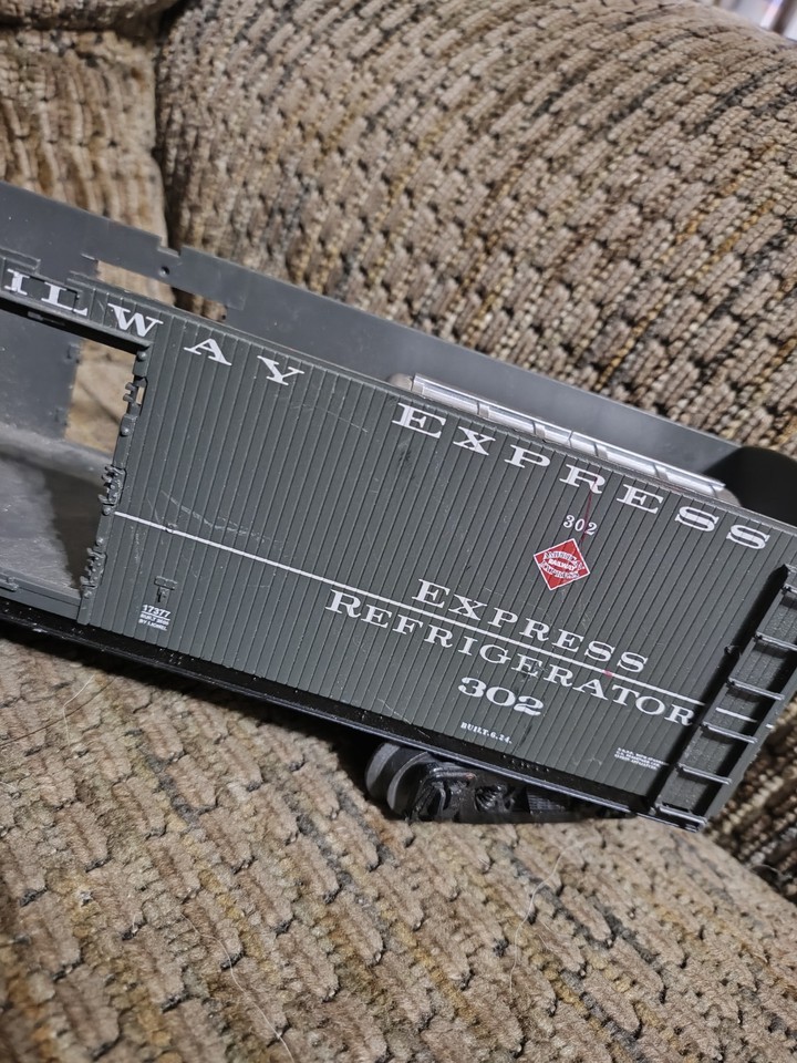 O Gauge Lionel 6-17377 American Railway Express Milk Car #302 O1423 LZ ...