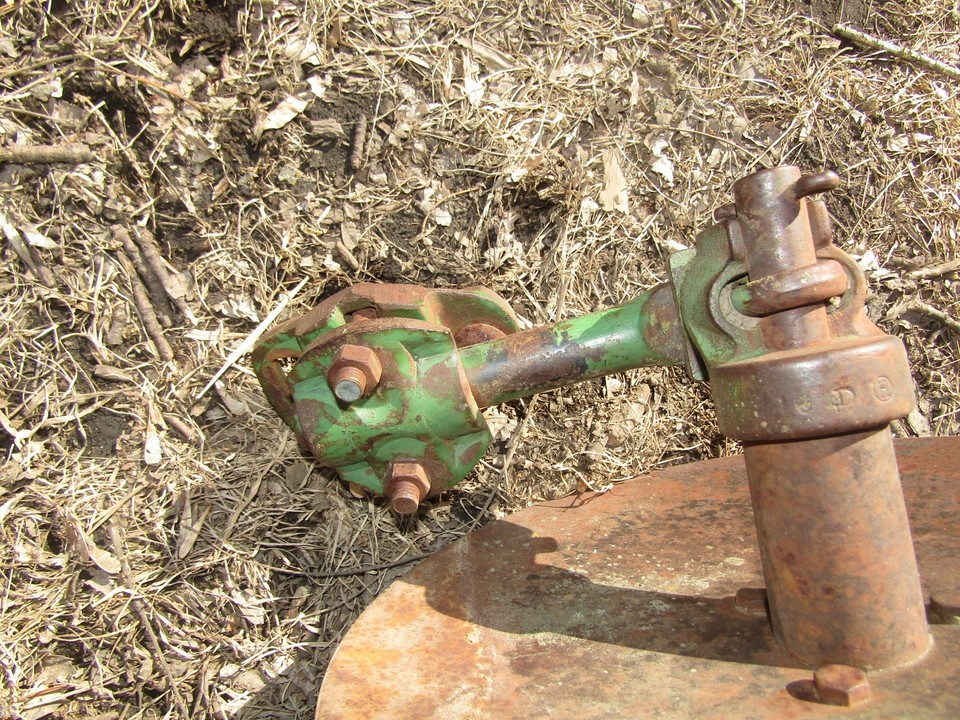 1 JOHN DEERE BARRING OFF CUT AWAY HIPPER HILLER DISC ASSEMBLY K350a | eBay