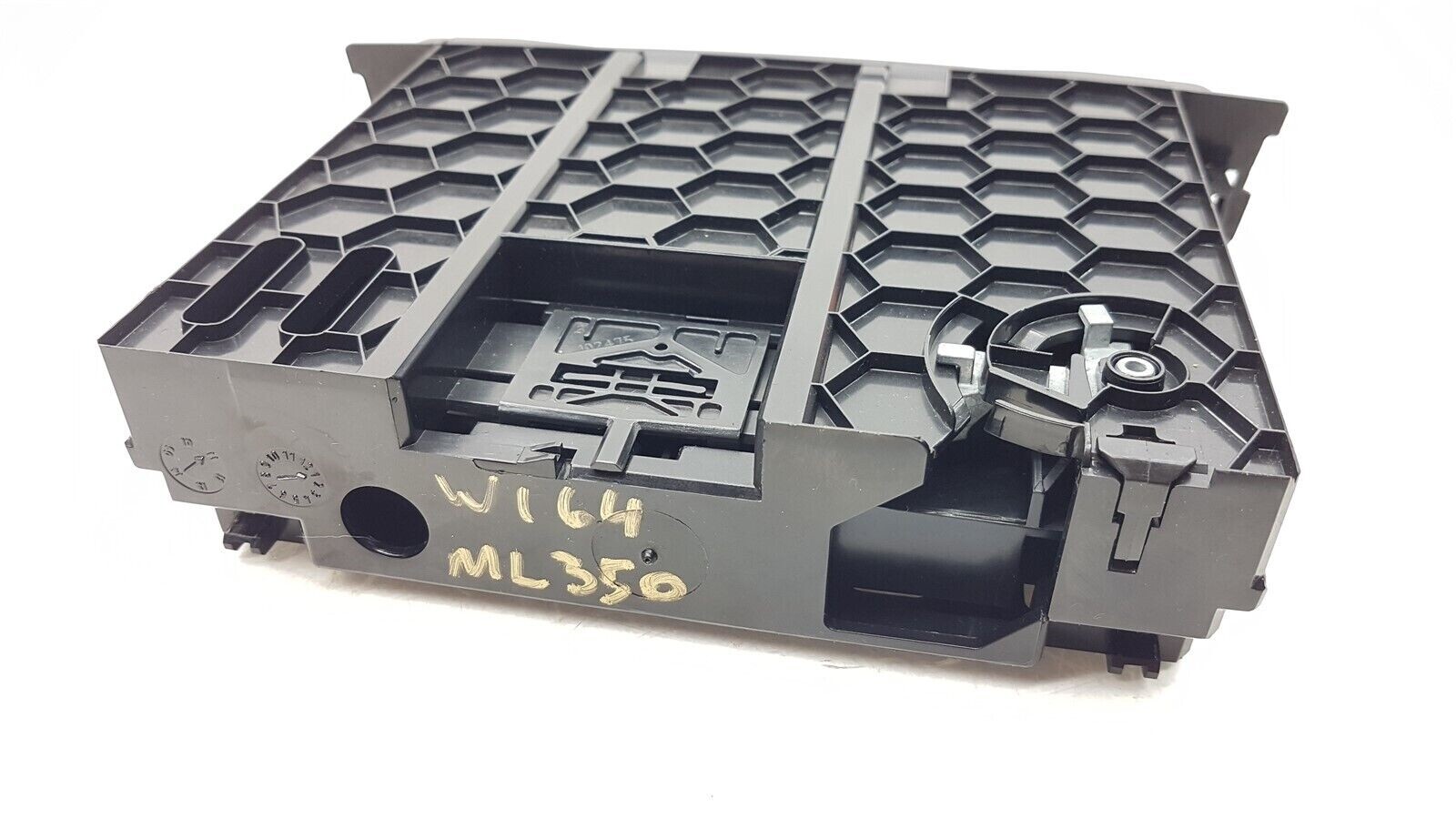 Mercedes-Benz M Class Ml 2007 Storage Tray 18114463 A1646801152 for ...