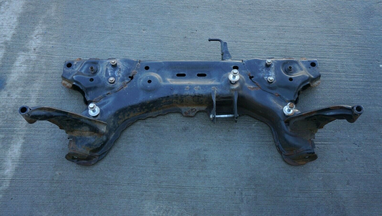 2011-2019 FORD FIESTA HATCHBACK 1.6L FWD FRONT CROSSMEMBER SUBFRAME K ...