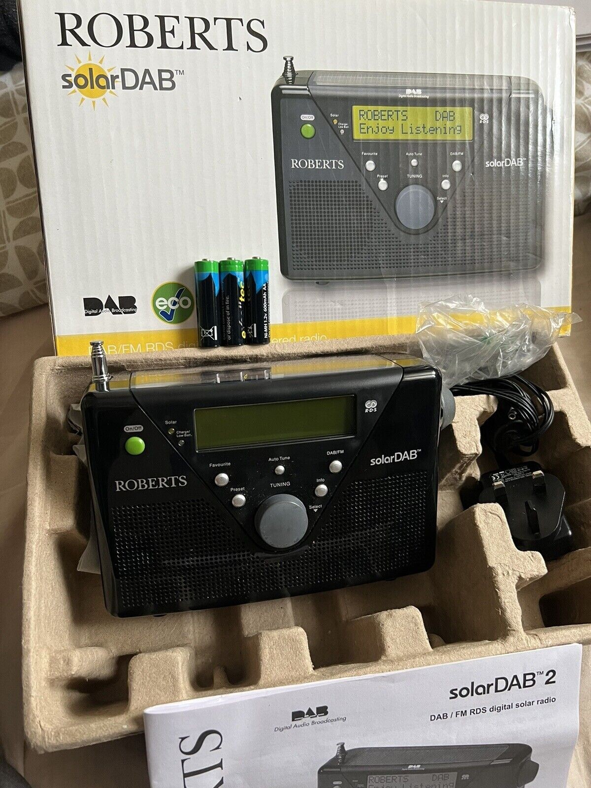Roberts Solar DAB 2 DAB/FM Black Radio +R Batteries Complete kit in ...