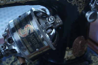 Sewing Machines - 1910 Singer Sewing Machine Model