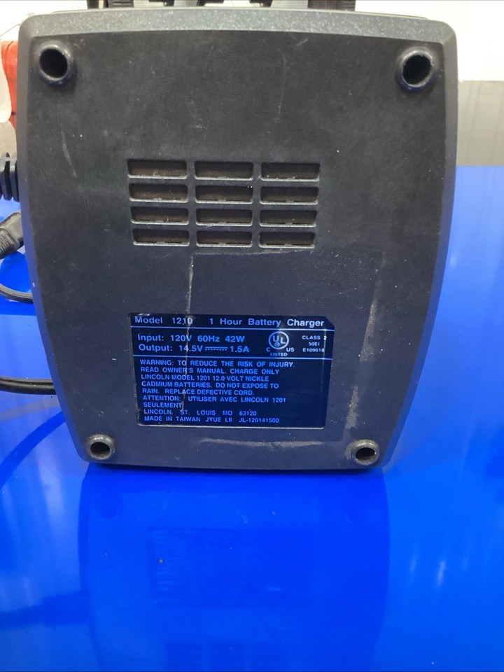 Lincoln 12V Charger For Use With Powerluber, Lincoln Model 1210 Battery ...