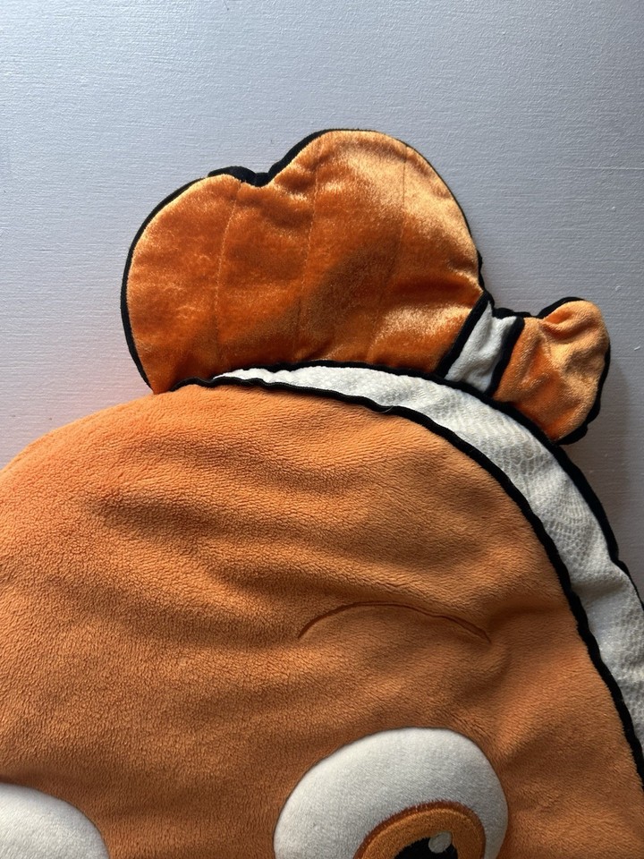 Disney Store Nemo (Finding Nemo) Face Plush Pillow/Cushion 18” plush ...